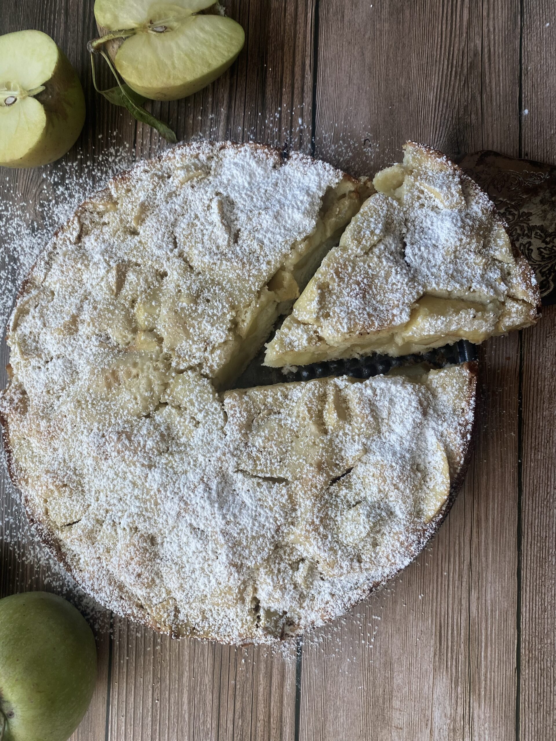 Sharlotka Recipe - Iconic Russian apple cake - Places and Recipes