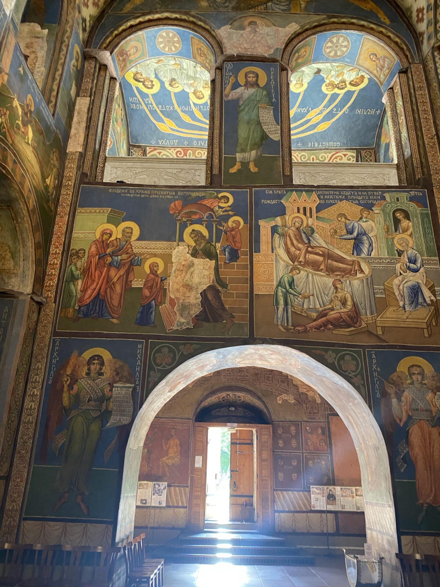 5 beautiful churches not to miss in Kiev. - Places and Recipes
