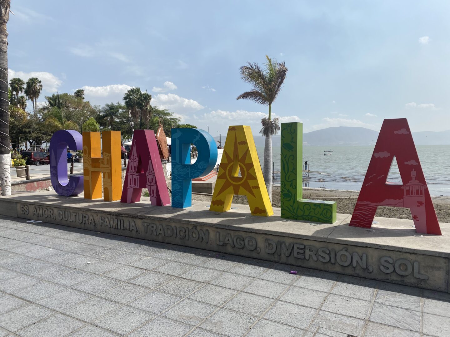 A Day in Chapala: Lake Views, Culture, and Valjadores - Places and Recipes