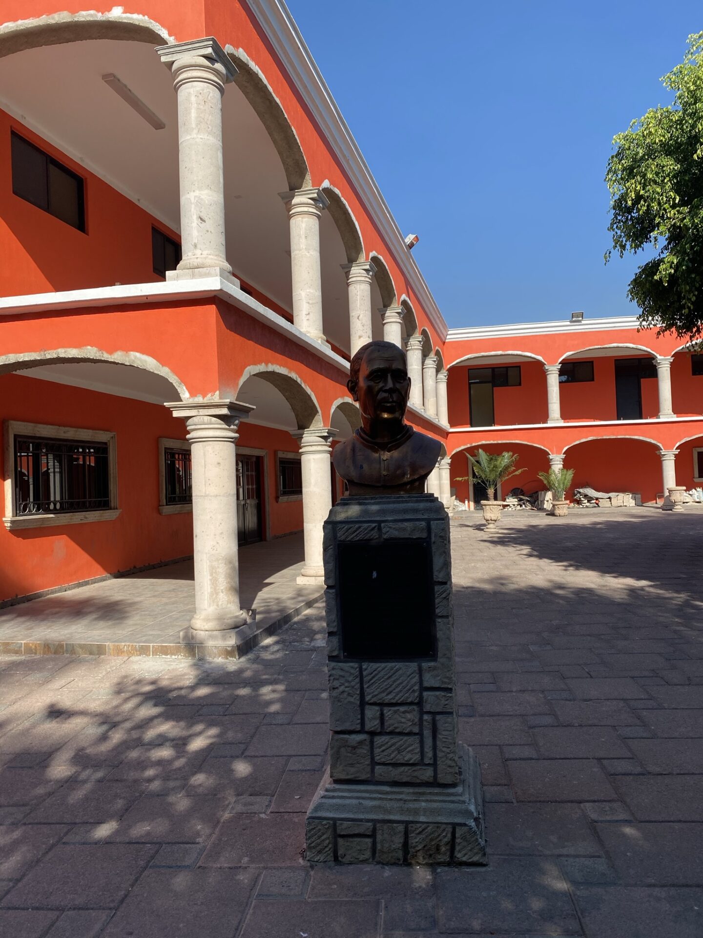 Visiting Teuchitlán: What to see in Teuchitlán. - Places and Recipes