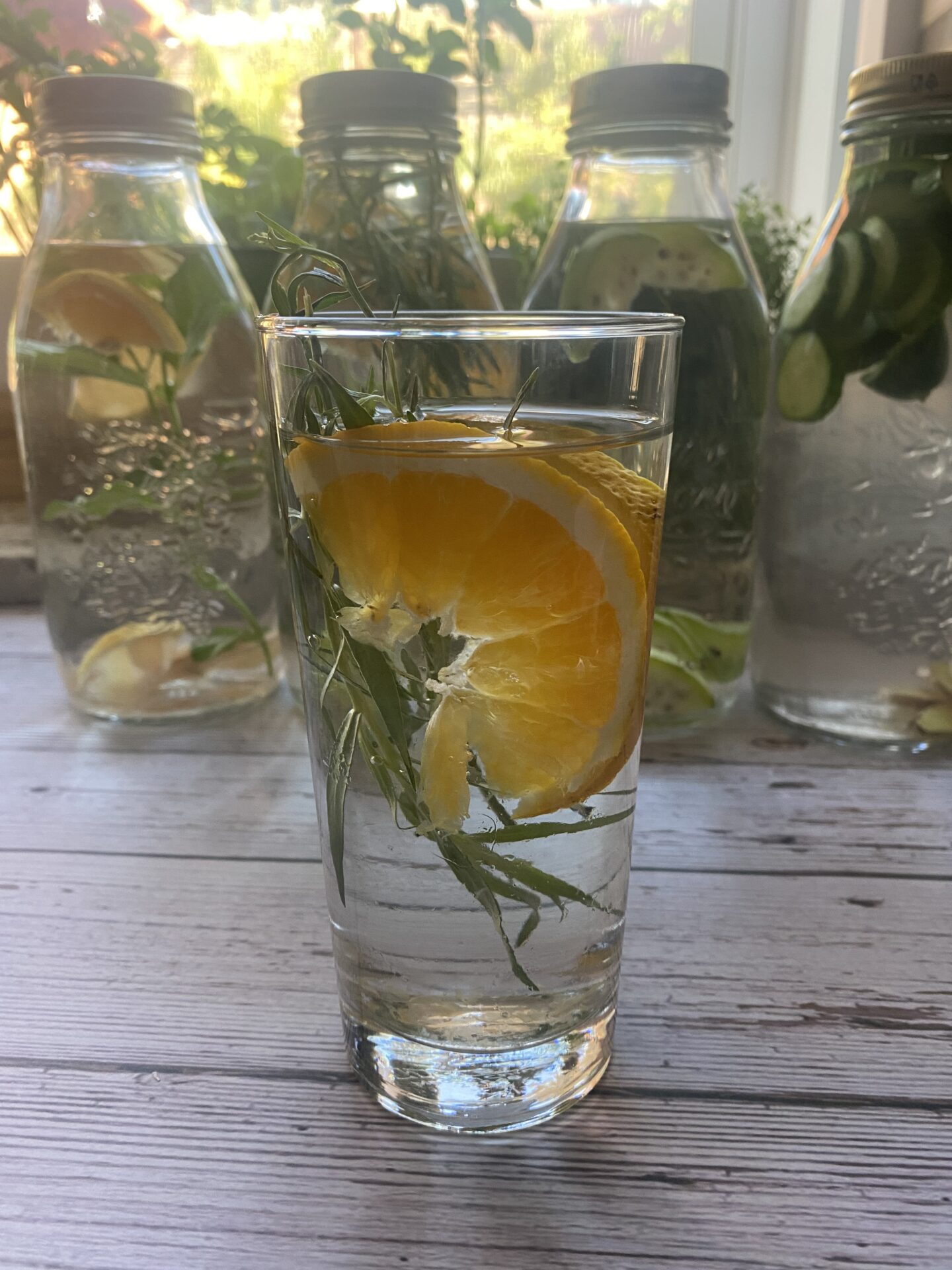 Detox water : 5 easy recipes - Places and Recipes