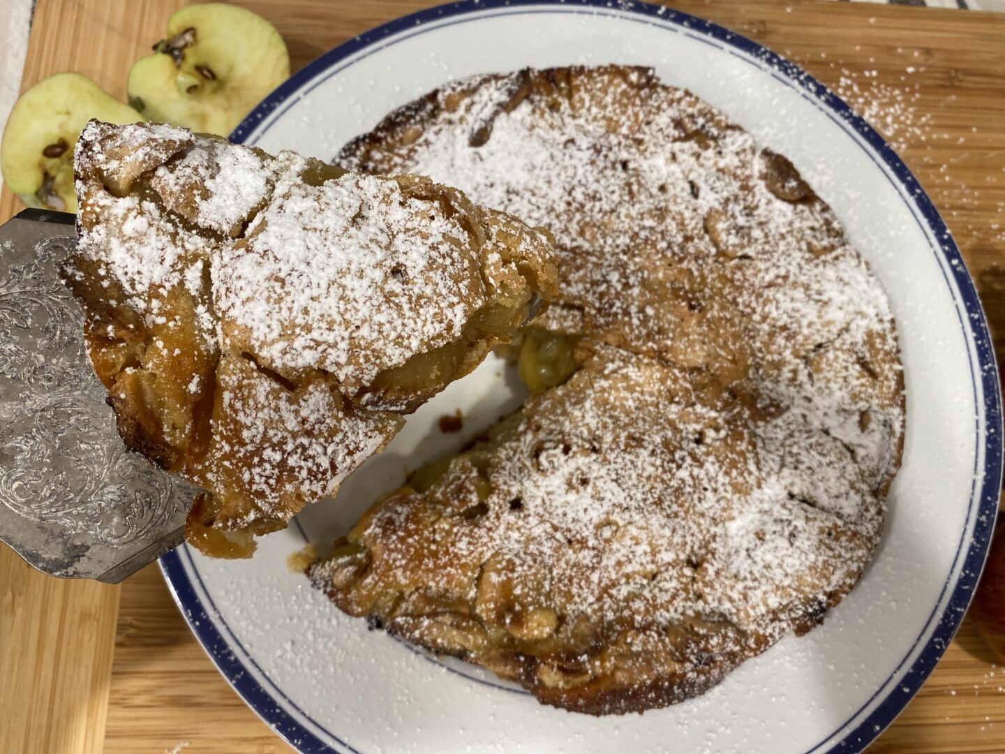 Sharlotka Recipe - Iconic Russian apple cake - Places and Recipes