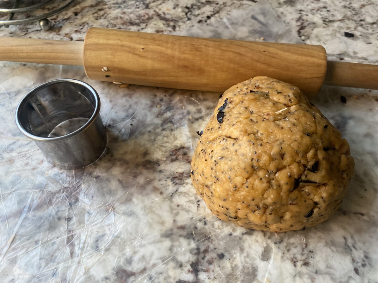 Vegan flax seeds seaweed crackers recipe - Places and Recipes