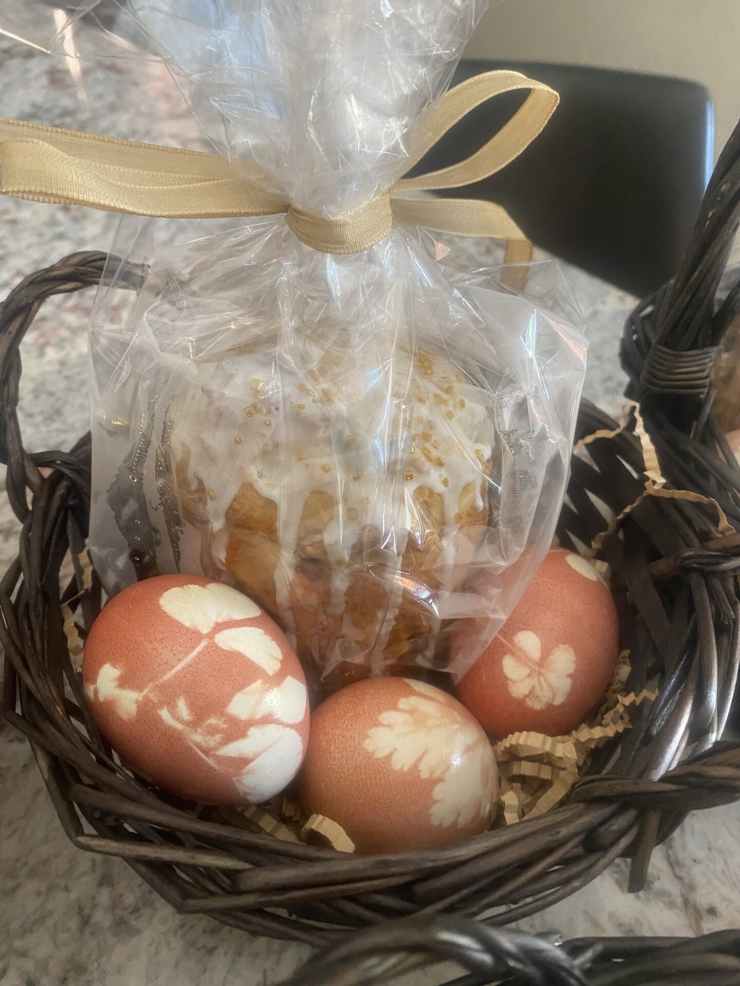 How to make DIY Orthodox Easter Eggs - Places and Recipes