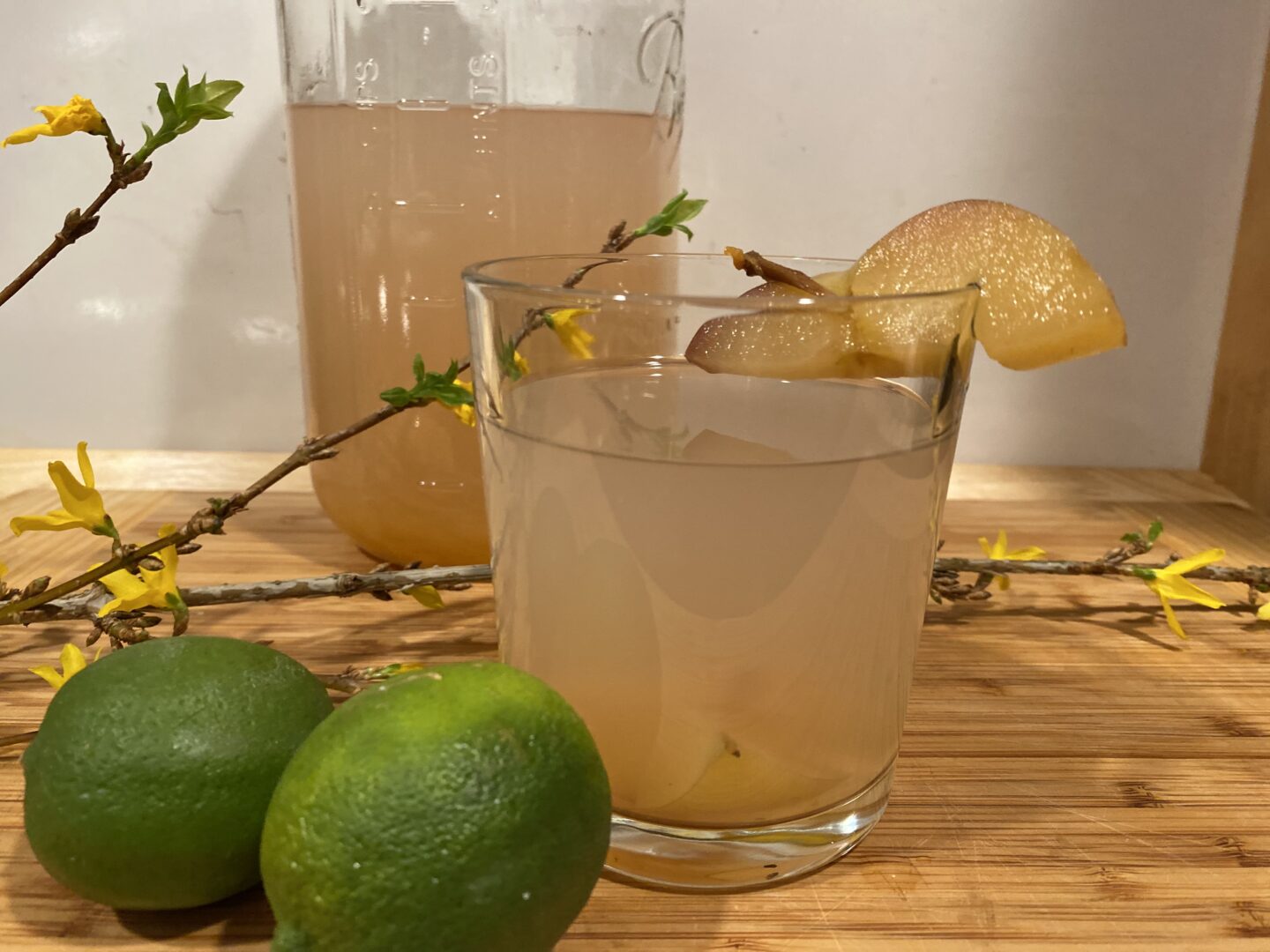 Ukrainian summer apple kompot recipe - Places and Recipes